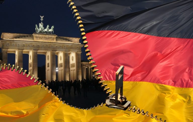 Merkel elogia la Constitución alemana tras 70 años de historia exitosa ...